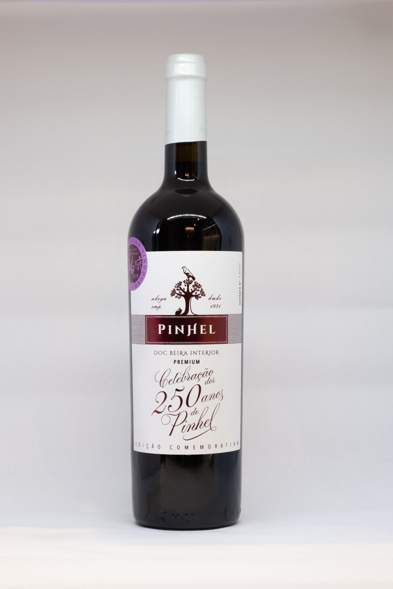PINHEL CELEBRAÇÃO 65 ANOS RESERVA TINTO 2018 | Garrafeira Braga Wines