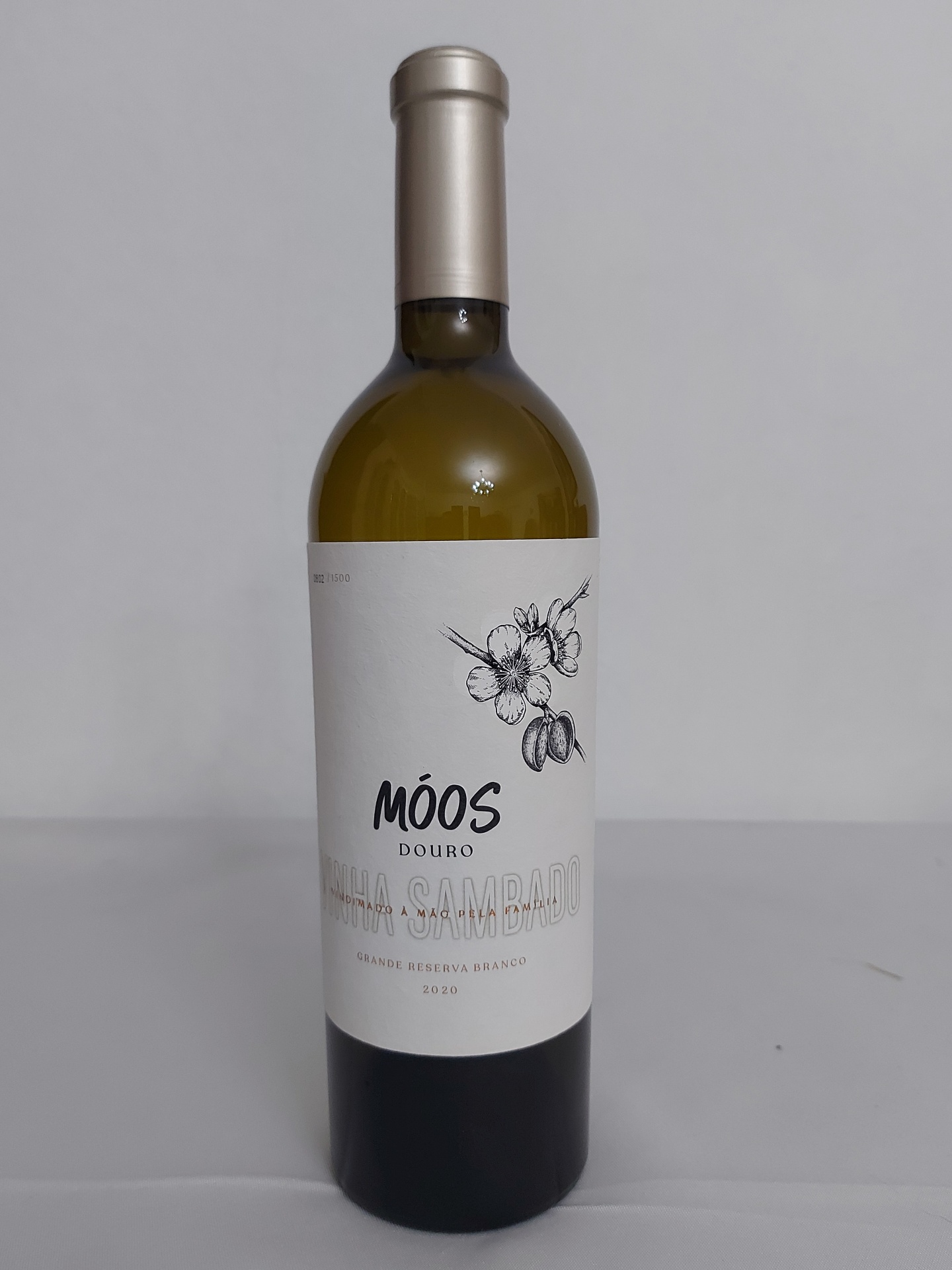 MÓOS SAMBADO GRANDE RESERVA BRANCO 2020 | Garrafeira Braga Wines